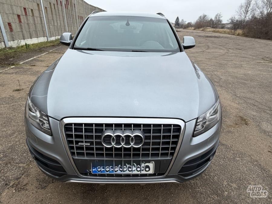 Pelēks Audi Q5 2012 Radviliškis, ar dzinēja tilpumu 2.00 L un nobraukumu 290 tūkst. km par 8999 €, foto 13 vietnē AUTOMOTO.COM.LV