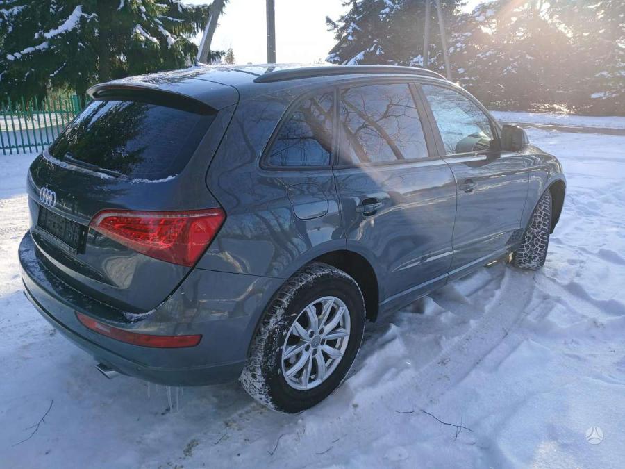 Pelēks Audi Q5 2012 Utena, ar dzinēja tilpumu 2.00 L un nobraukumu 128 tūkst. km par 10300 €, foto 11 vietnē AUTOMOTO.COM.LV