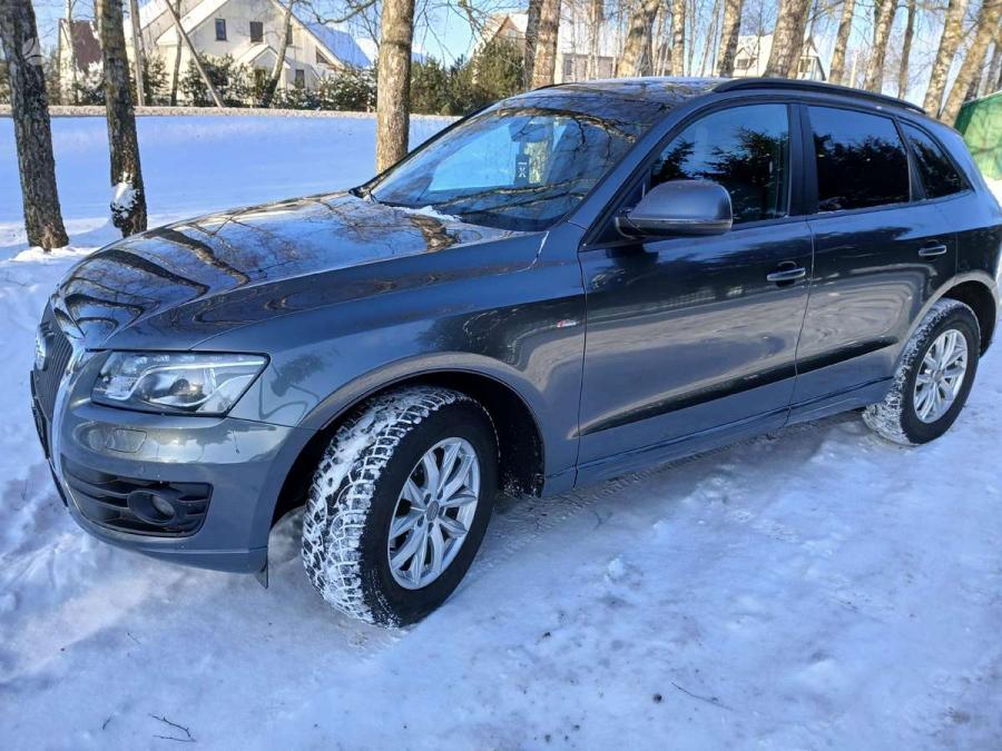 Pelēks Audi Q5 2012 Utena, ar dzinēja tilpumu 2.00 L un nobraukumu 128 tūkst. km par 10300 €, foto 13 vietnē AUTOMOTO.COM.LV