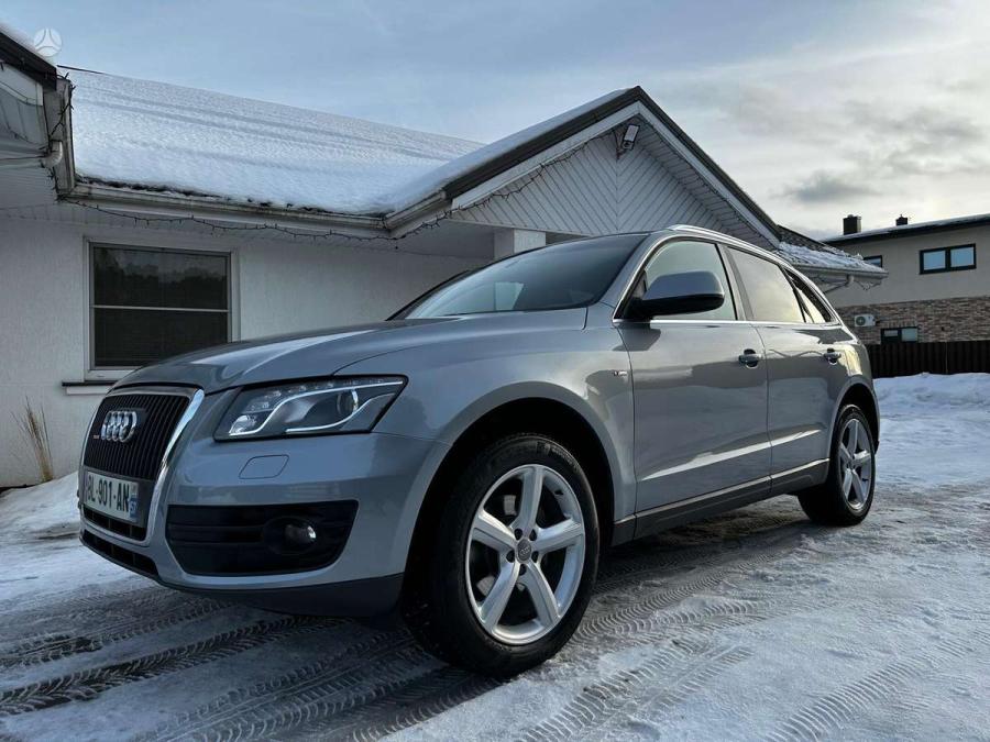 Pelēks Audi Q5 2012 Kauņa, ar dzinēja tilpumu 2.00 L un nobraukumu 270 tūkst. km par 10800 €, foto 21 vietnē AUTOMOTO.COM.LV