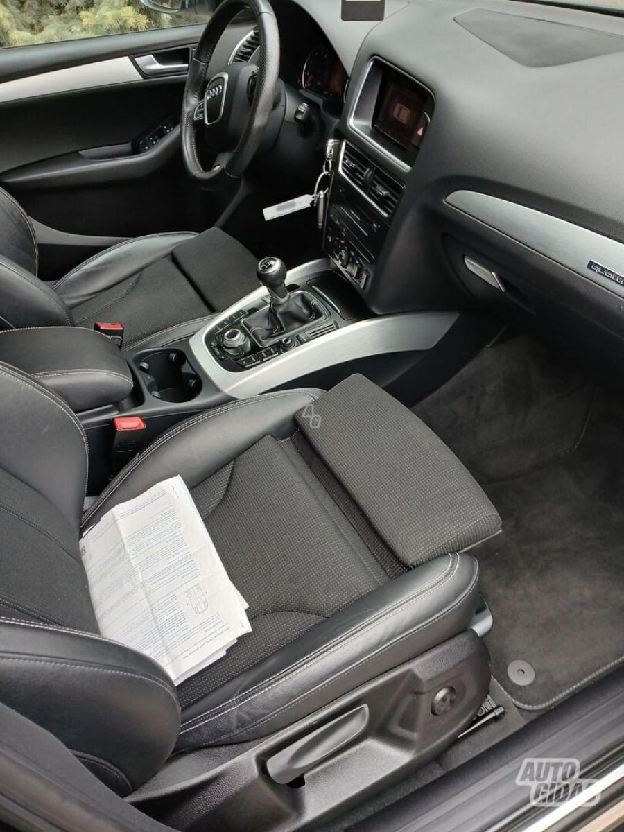 Pelēks Audi Q5 2012 Utena, ar dzinēja tilpumu 2.00 L un nobraukumu 128 tūkst. km par 9700 €, foto 5 vietnē AUTOMOTO.COM.LV