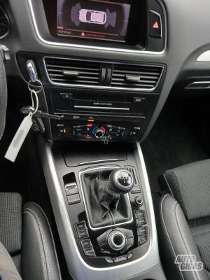 Pelēks Audi Q5 2012 Utena, ar dzinēja tilpumu 2.00 L un nobraukumu 128 tūkst. km par 9700 €, foto 14 vietnē AUTOMOTO.COM.LV