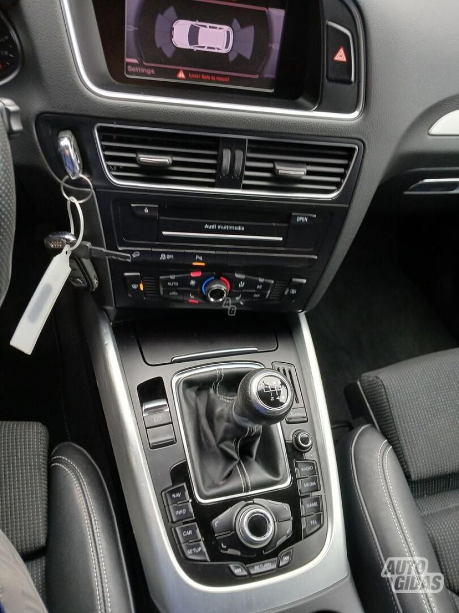 Pelēks Audi Q5 2012 Utena, ar dzinēja tilpumu 2.00 L un nobraukumu 128 tūkst. km par 9700 €, foto 14 vietnē AUTOMOTO.COM.LV