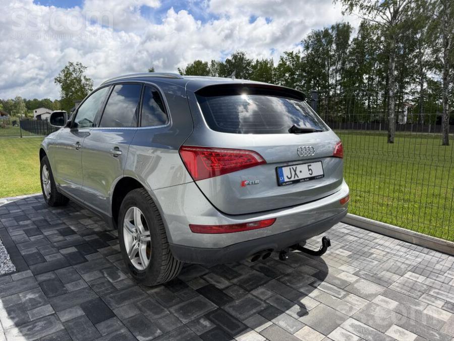 Pelēks Audi Q5 2012 Valmiera, ar dzinēja tilpumu 2.00 L un nobraukumu 229 tūkst. km par 11700 €, foto 4 vietnē AUTOMOTO.COM.LV