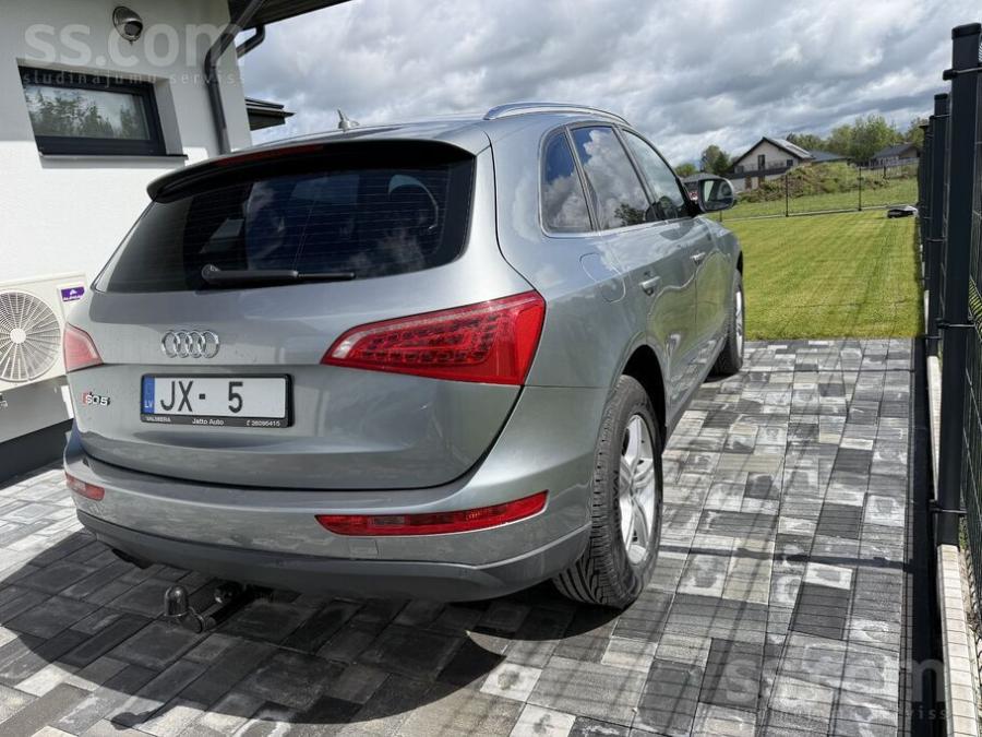 Pelēks Audi Q5 2012 Valmiera, ar dzinēja tilpumu 2.00 L un nobraukumu 229 tūkst. km par 11700 €, foto 5 vietnē AUTOMOTO.COM.LV