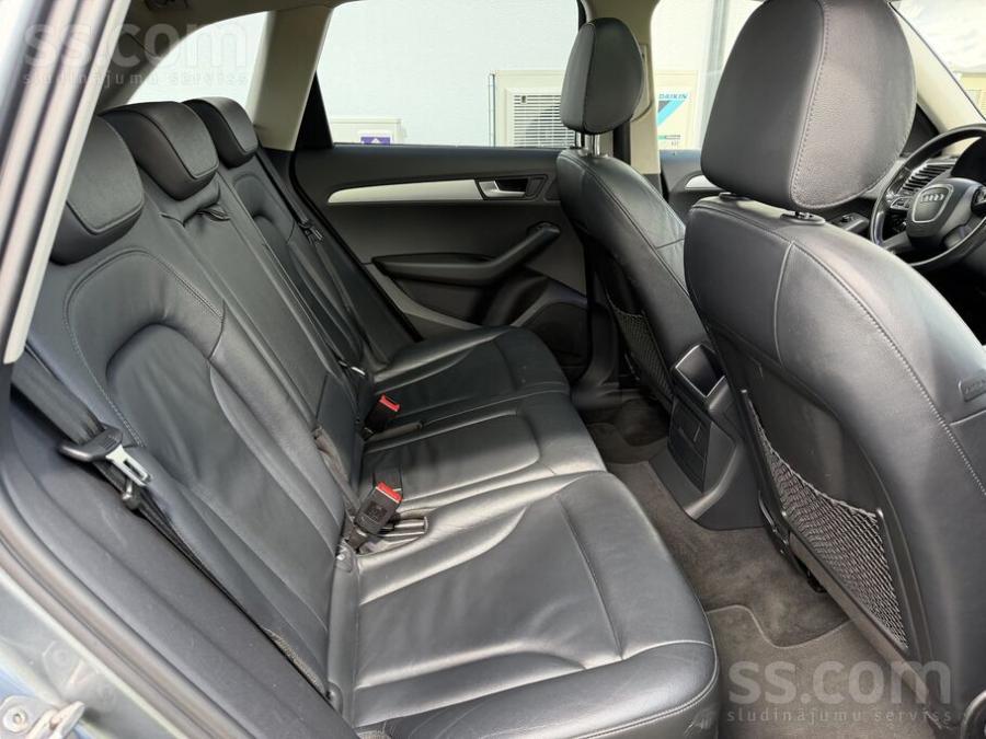 Pelēks Audi Q5 2012 Valmiera, ar dzinēja tilpumu 2.00 L un nobraukumu 229 tūkst. km par 11700 €, foto 18 vietnē AUTOMOTO.COM.LV