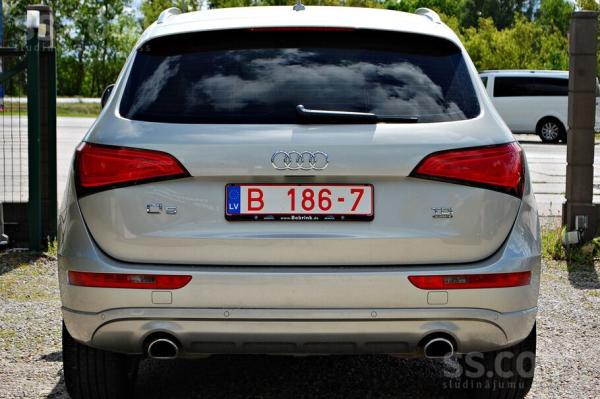 Grey Audi Q5 2012 in Tukums, with an engine capacity of 3.00 L and mileage of 445 thousand km for 9900 €, photo 4 on AUTOMOTO.COM.LV