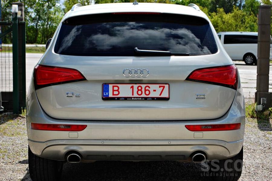 Grey Audi Q5 2012 in Tukums, with an engine capacity of 3.00 L and mileage of 445 thousand km for 9900 €, photo 5 on AUTOMOTO.COM.LV