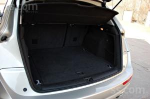 Grey Audi Q5 2012 in Tukums, with an engine capacity of 3.00 L and mileage of 445 thousand km for 9900 €, photo 9 on AUTOMOTO.COM.LV