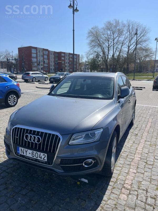 Grey Audi Q5 2012 in Riga, with an engine capacity of 2.00 L and mileage of 0 thousand km for 10750 €, photo 1 on AUTOMOTO.COM.LV
