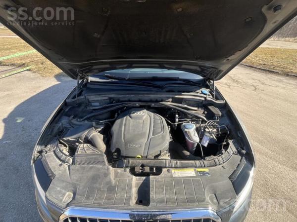 Grey Audi Q5 2012 in Riga, with an engine capacity of 2.00 L and mileage of 0 thousand km for 10750 €, photo 9 on AUTOMOTO.COM.LV
