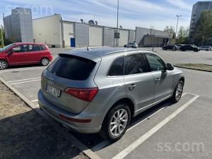 Grey Audi Q5 2012 in Riga, with an engine capacity of 3.20 L and mileage of 275 thousand km for 6250 €, photo 5 on AUTOMOTO.COM.LV