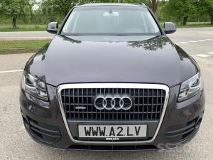 Grey Audi Q5 2012 in Ogre, with an engine capacity of 2.00 L and mileage of 212 thousand km for 10970 €, photo 3 on AUTOMOTO.COM.LV