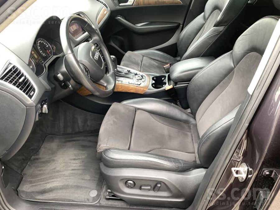 Grey Audi Q5 2012 in Ogre, with an engine capacity of 2.00 L and mileage of 212 thousand km for 10970 €, photo 18 on AUTOMOTO.COM.LV