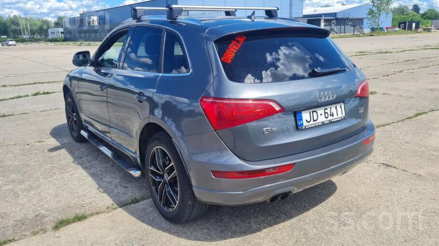 Grey Audi Q5 2012 in Riga, with an engine capacity of 2.00 L and mileage of 234 thousand km for 11500 €, photo 5 on AUTOMOTO.COM.LV