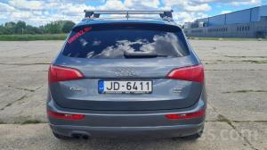 Grey Audi Q5 2012 in Riga, with an engine capacity of 2.00 L and mileage of 234 thousand km for 11500 €, photo 13 on AUTOMOTO.COM.LV