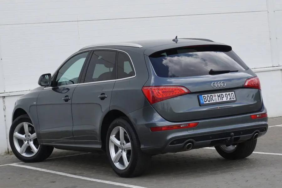Grey Audi Q5 2012 in Riga, with an engine capacity of 3.00 L and mileage of 277 thousand km for 9700 €, photo 10 on AUTOMOTO.COM.LV