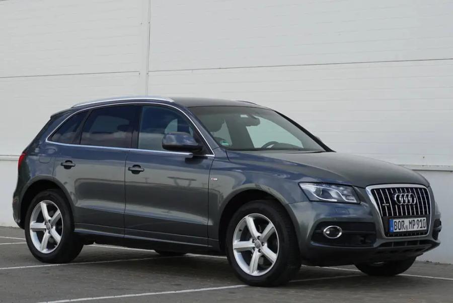 Grey Audi Q5 2012 in Riga, with an engine capacity of 3.00 L and mileage of 277 thousand km for 9700 €, photo 15 on AUTOMOTO.COM.LV