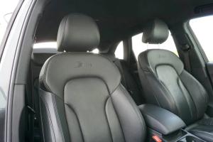 Grey Audi Q5 2012 in Riga, with an engine capacity of 3.00 L and mileage of 277 thousand km for 9700 €, photo 19 on AUTOMOTO.COM.LV