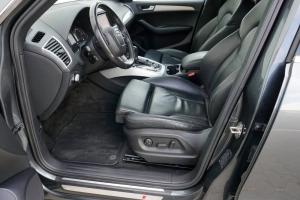 Grey Audi Q5 2012 in Riga, with an engine capacity of 3.00 L and mileage of 277 thousand km for 9700 €, photo 22 on AUTOMOTO.COM.LV