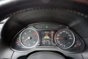 Grey Audi Q5 2012 in Riga, with an engine capacity of 3.00 L and mileage of 277 thousand km for 9700 €, photo 26 on AUTOMOTO.COM.LV