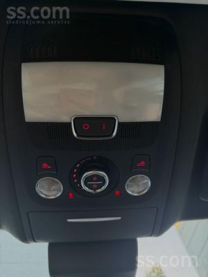 Pelēks Audi Q5 2012 Daugavpils, ar dzinēja tilpumu 2.00 L un nobraukumu 0 tūkst. km par 13000 €, foto 10 vietnē AUTOMOTO.COM.LV