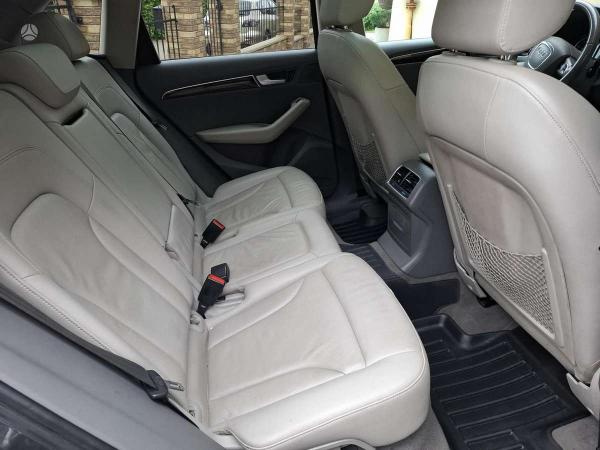 Pelēks Audi Q5 2012 Gargždai, ar dzinēja tilpumu 1.98 L un nobraukumu 260 tūkst. km par 8900 €, foto 9 vietnē AUTOMOTO.COM.LV