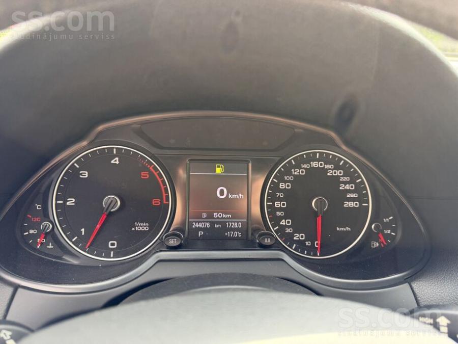 Pelēks Audi Q5 2012 Rēzekne, ar dzinēja tilpumu 3.00 L un nobraukumu 244 tūkst. km par 12490 €, foto 18 vietnē AUTOMOTO.COM.LV