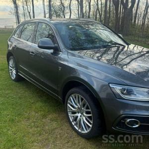 Grey Audi Q5 2012 in Riga, with an engine capacity of 3.00 L and mileage of 211 thousand km for 11000 €, photo 3 on AUTOMOTO.COM.LV