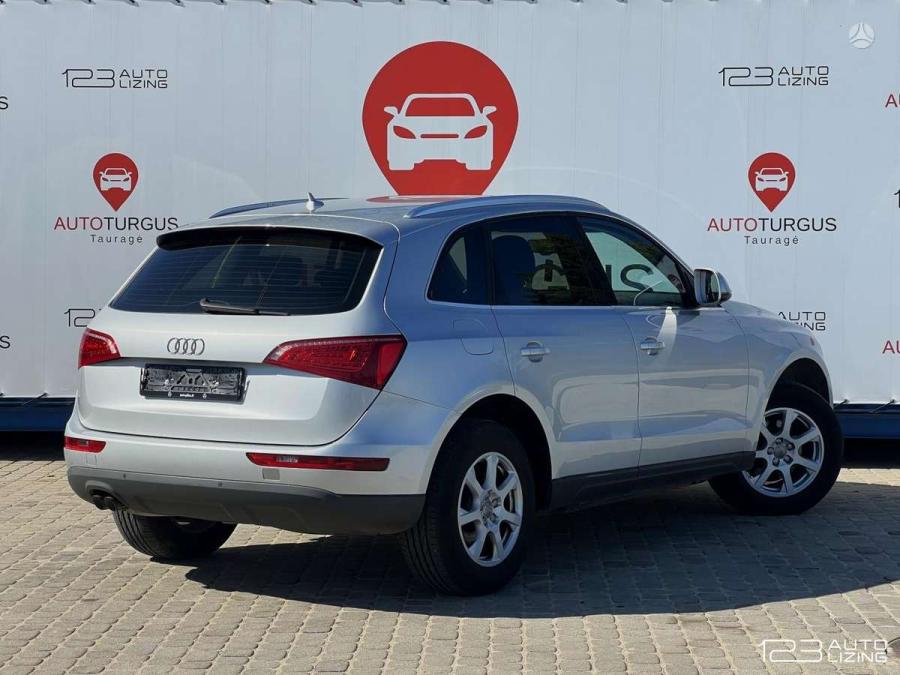 Grey Audi Q5 2012 in Taurage, with an engine capacity of 2.00 L and mileage of 151 thousand km for 9650 €, photo 9 on AUTOMOTO.COM.LV