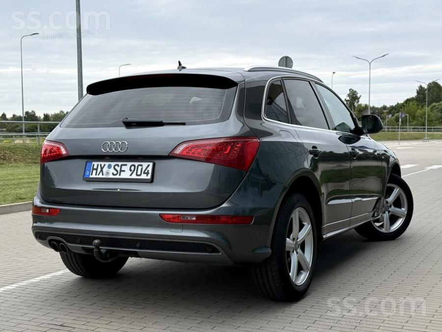 Grey Audi Q5 2012 in Rezekne, with an engine capacity of 2.00 L and mileage of 161 thousand km for 12990 €, photo 6 on AUTOMOTO.COM.LV