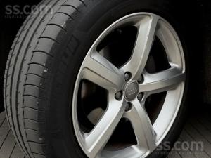 Grey Audi Q5 2012 in Rezekne, with an engine capacity of 2.00 L and mileage of 161 thousand km for 12990 €, photo 10 on AUTOMOTO.COM.LV