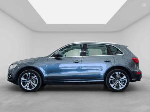 Grey Audi Q5 2012 in Kaunas, with an engine capacity of 3.00 L and mileage of 241 thousand km for 11390 €, photo 4 on AUTOMOTO.COM.LV