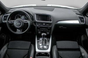 Grey Audi Q5 2012 in Kaunas, with an engine capacity of 3.00 L and mileage of 241 thousand km for 11390 €, photo 12 on AUTOMOTO.COM.LV