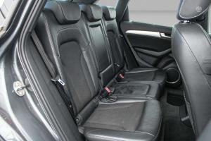 Grey Audi Q5 2012 in Kaunas, with an engine capacity of 3.00 L and mileage of 241 thousand km for 11390 €, photo 15 on AUTOMOTO.COM.LV