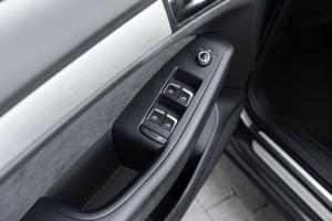 Pelēks Audi Q5 2012 Mārupe, ar dzinēja tilpumu 3.00 L un nobraukumu 164 tūkst. km par 11950 €, foto 9 vietnē AUTOMOTO.COM.LV