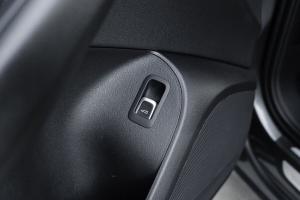 Pelēks Audi Q5 2012 Mārupe, ar dzinēja tilpumu 3.00 L un nobraukumu 164 tūkst. km par 11950 €, foto 10 vietnē AUTOMOTO.COM.LV
