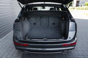 Pelēks Audi Q5 2012 Mārupe, ar dzinēja tilpumu 3.00 L un nobraukumu 164 tūkst. km par 11950 €, foto 28 vietnē AUTOMOTO.COM.LV