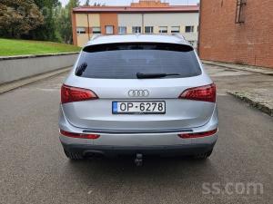 Pelēks Audi Q5 2012 Jēkabpils, ar dzinēja tilpumu 2.00 L un nobraukumu 226 tūkst. km par 9990 €, foto 9 vietnē AUTOMOTO.COM.LV