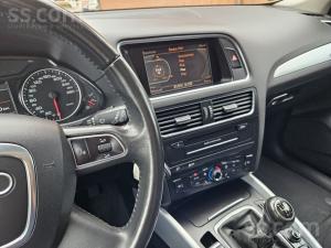 Pelēks Audi Q5 2012 Jēkabpils, ar dzinēja tilpumu 2.00 L un nobraukumu 226 tūkst. km par 9990 €, foto 23 vietnē AUTOMOTO.COM.LV