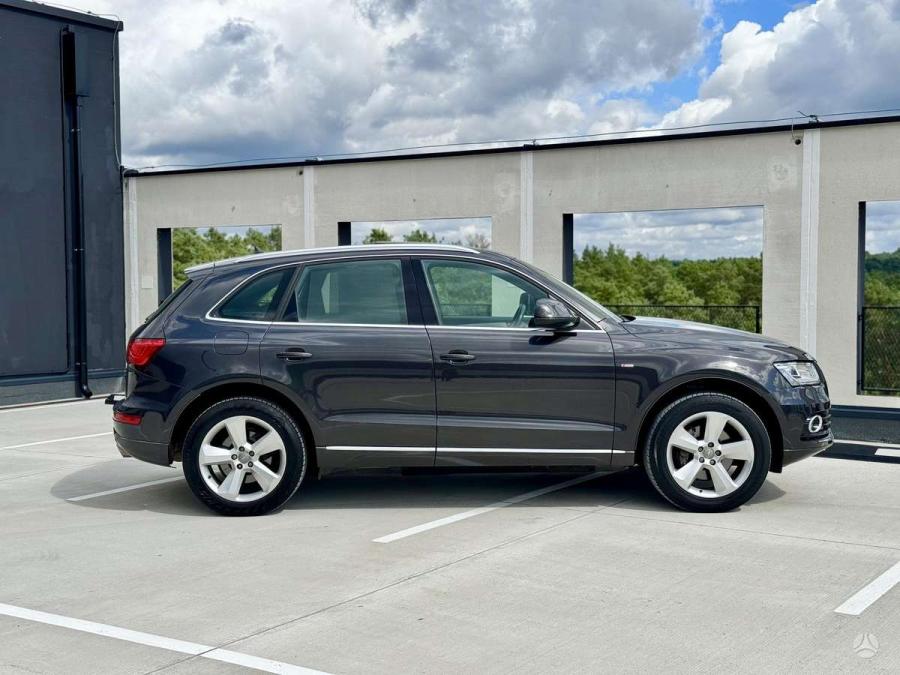 Pelēks Audi Q5 2012 Viļņa, ar dzinēja tilpumu 2.97 L un nobraukumu 176 tūkst. km par 12500 €, foto 9 vietnē AUTOMOTO.COM.LV