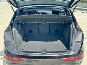 Pelēks Audi Q5 2012 Viļņa, ar dzinēja tilpumu 2.97 L un nobraukumu 176 tūkst. km par 12500 €, foto 20 vietnē AUTOMOTO.COM.LV