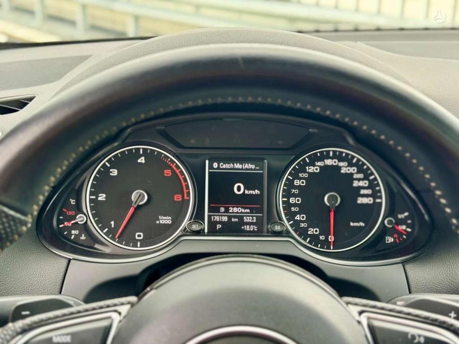 Pelēks Audi Q5 2012 Viļņa, ar dzinēja tilpumu 2.97 L un nobraukumu 176 tūkst. km par 12500 €, foto 23 vietnē AUTOMOTO.COM.LV