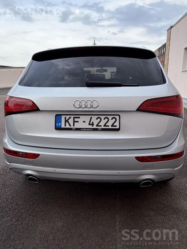 Grey Audi Q5 2012 in Liepaja, with an engine capacity of 3.00 L and mileage of 179 thousand km for 13000 €, photo 6 on AUTOMOTO.COM.LV
