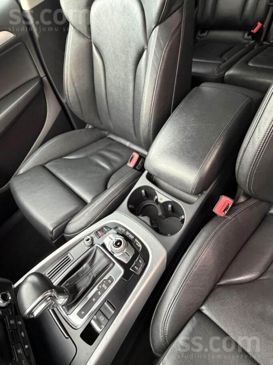 Grey Audi Q5 2012 in Liepaja, with an engine capacity of 3.00 L and mileage of 179 thousand km for 13000 €, photo 24 on AUTOMOTO.COM.LV