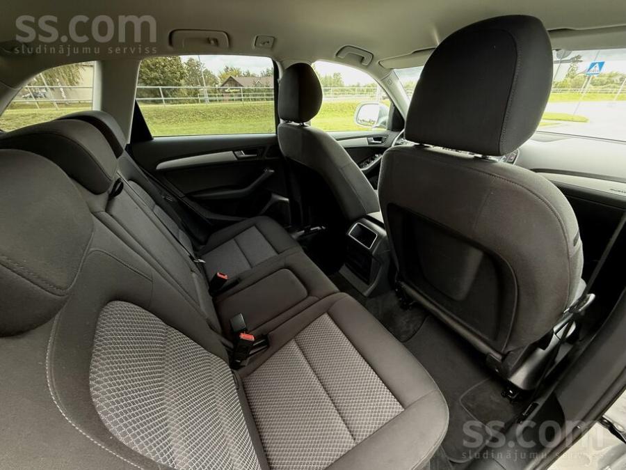 Pelēks Audi Q5 2012 Rēzekne, ar dzinēja tilpumu 2.00 L un nobraukumu 188 tūkst. km par 12990 €, foto 12 vietnē AUTOMOTO.COM.LV
