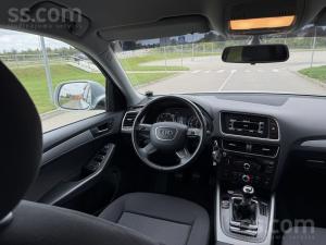 Pelēks Audi Q5 2012 Rēzekne, ar dzinēja tilpumu 2.00 L un nobraukumu 188 tūkst. km par 12990 €, foto 14 vietnē AUTOMOTO.COM.LV