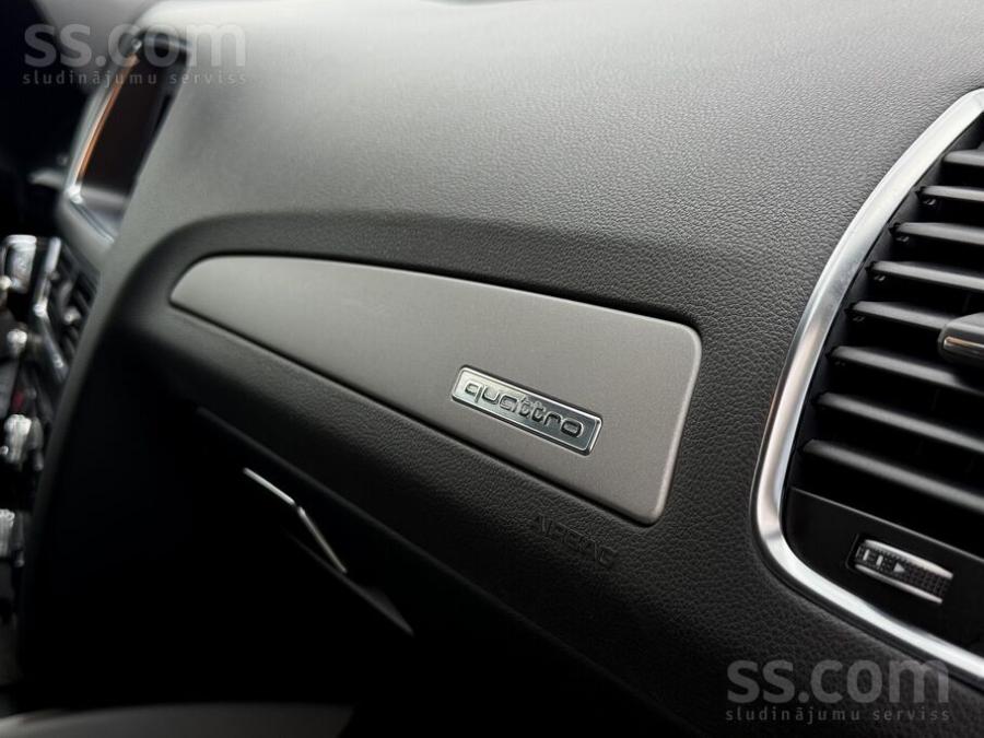 Pelēks Audi Q5 2012 Rēzekne, ar dzinēja tilpumu 2.00 L un nobraukumu 188 tūkst. km par 12990 €, foto 19 vietnē AUTOMOTO.COM.LV