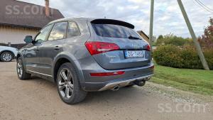 Grey Audi Q5 2012 in Jelgava, with an engine capacity of 3.00 L and mileage of 229 thousand km for 10650 €, photo 7 on AUTOMOTO.COM.LV
