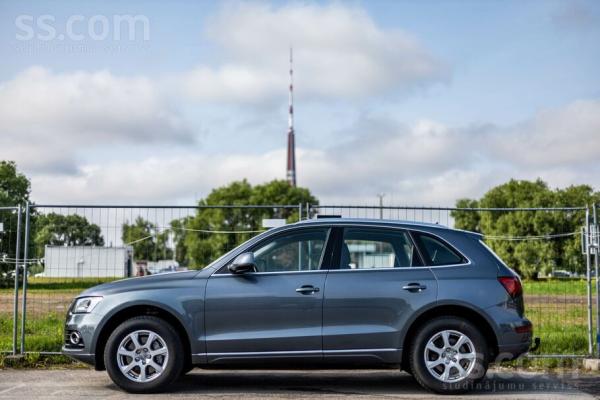 Pelēks Audi Q5 2013 Rīga, ar dzinēja tilpumu 3.00 L un nobraukumu 241 tūkst. km par 13990 €, foto 4 vietnē AUTOMOTO.COM.LV
